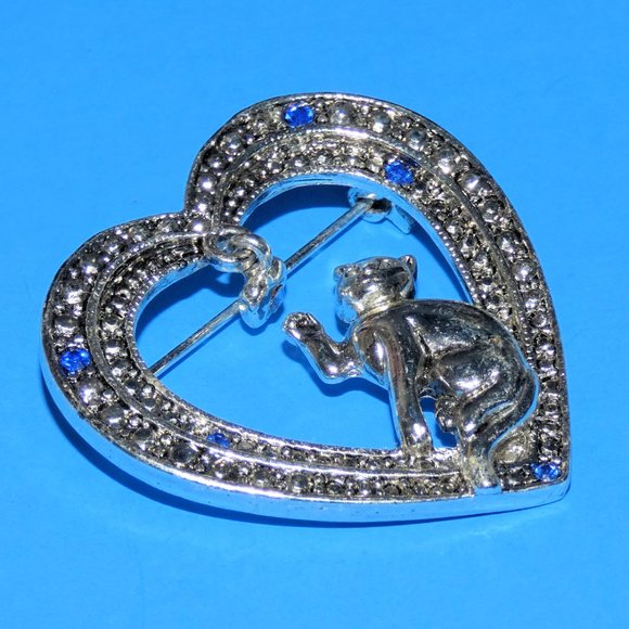 AAI | Jewelry | Vintage Signed Aai Cat In Heart Brooch Pin Kitten Blue ...